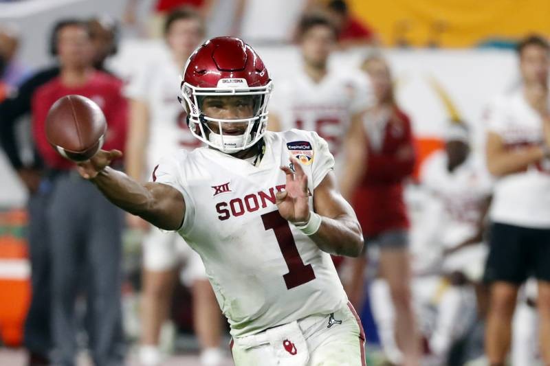 Peter King: Kyler Murray Up to 206 Pounds Entering 2019 NFL Draft Combine