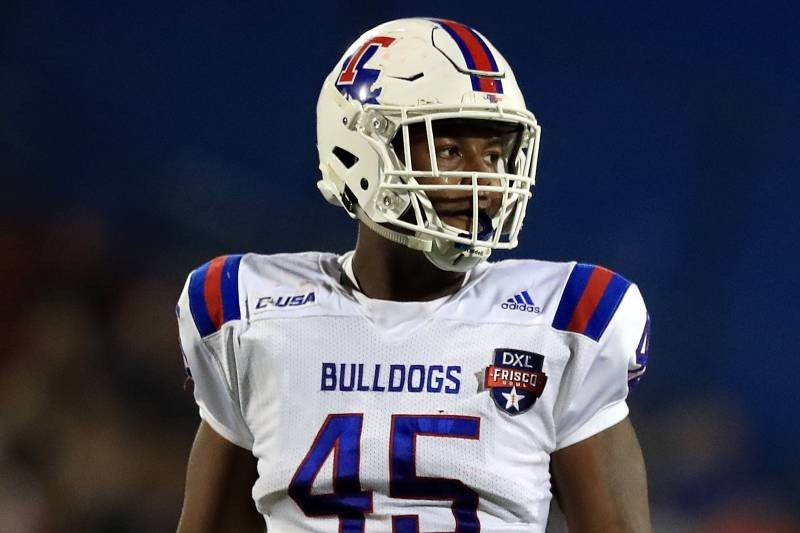 Ravens' Jaylon Ferguson Spent 2019 NFL Draft Volunteering with Tornado ...