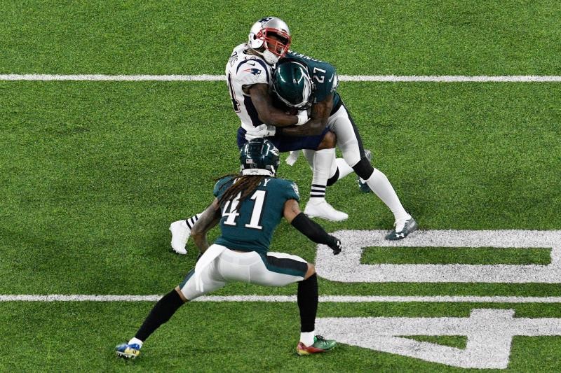 Eagles Players Frustrated with NFL Referees Presentation of New Helmet Rule