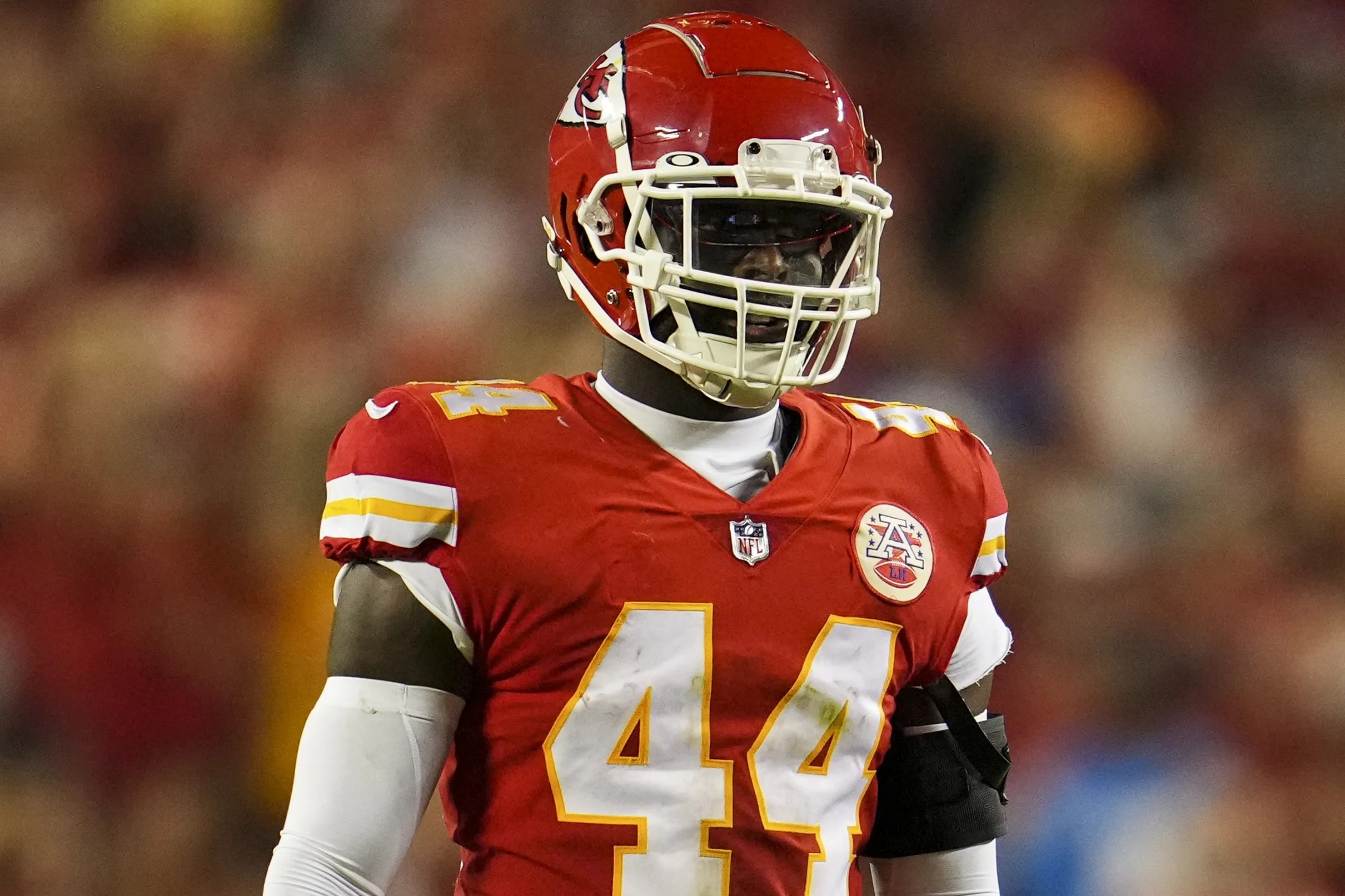 Chiefs release Elijah Lee, bring defensive tackle back to practice squad