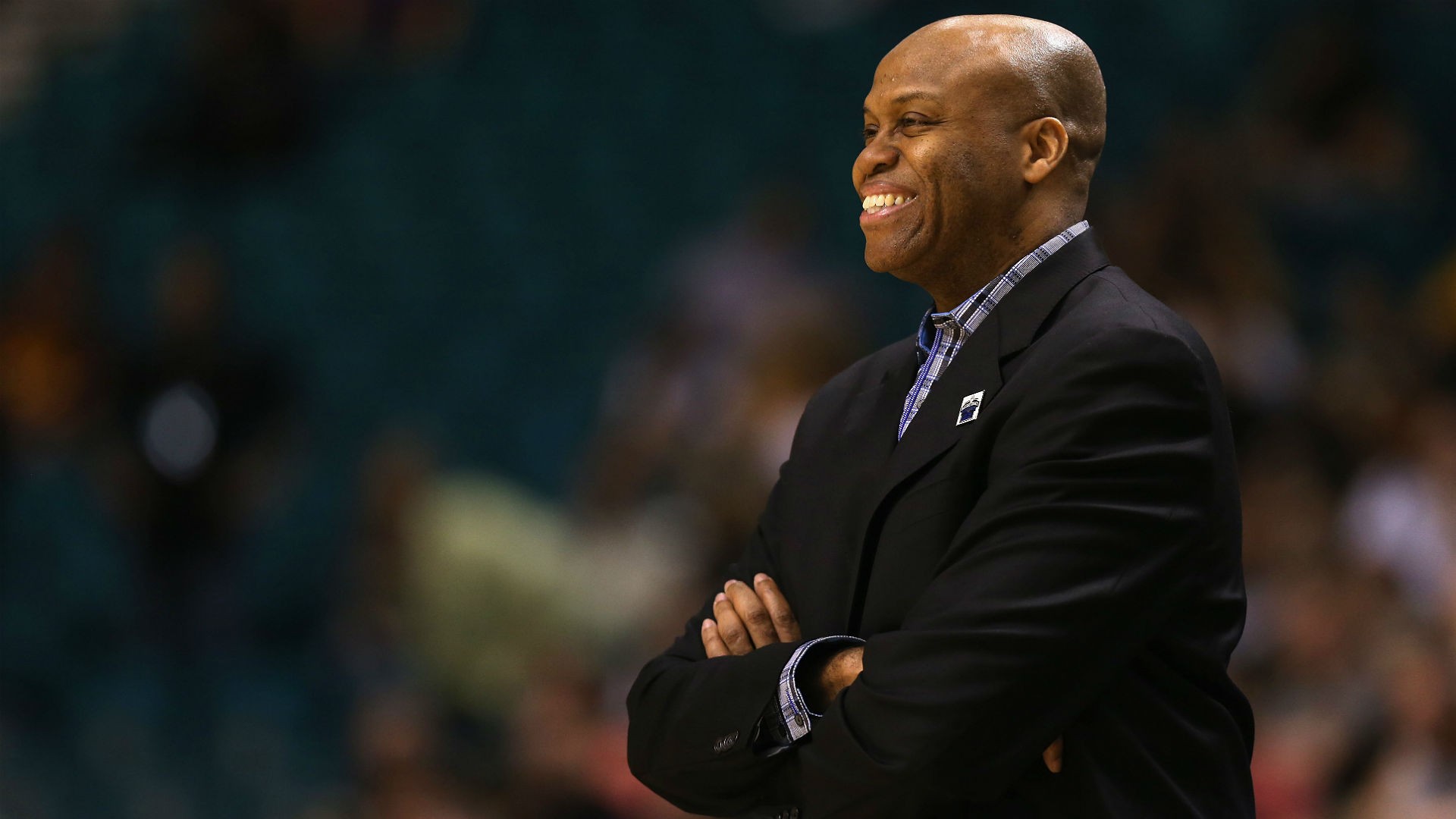 Michelle Obama’s brother, Craig Robinson, joins Bucks front office