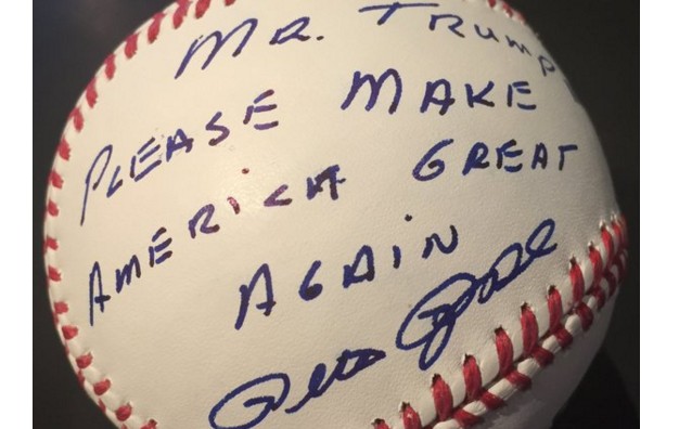 Pete Rose sends Donald Trump autographed baseball … with his endorsement