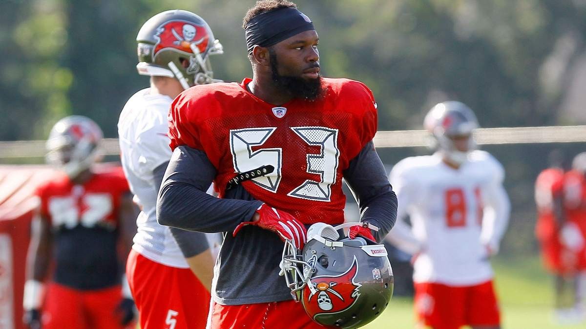 Browns Add Buccaneers Free Agent Linebacker Adarius Taylor