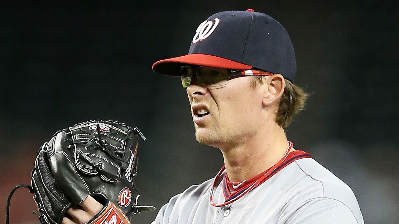 Report: Indians Sign Free Agent Relief Pitcher Tyler Clippard to a ...