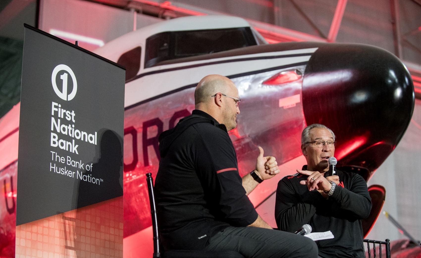 Steven M. Sipple: Moos' affinity for Delany; fan venom toward Erstad ...