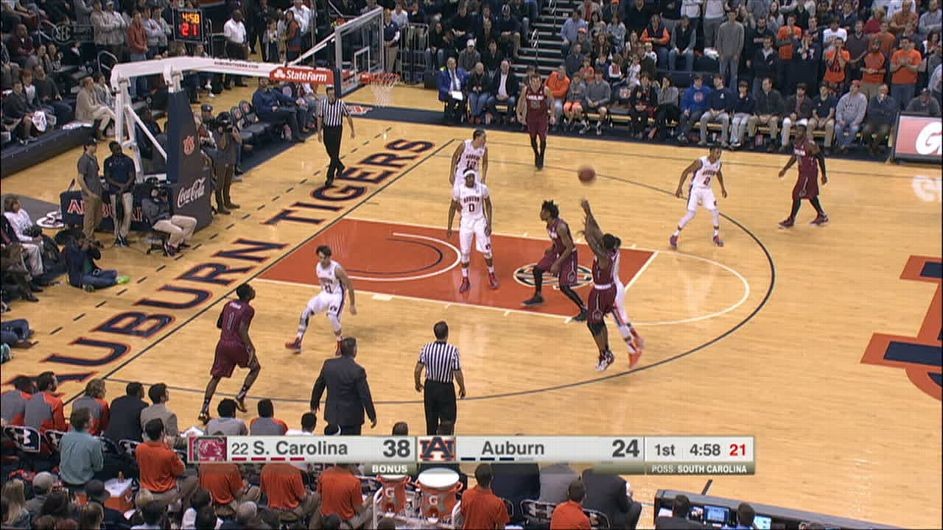 S. Thornwell made Three Point Jumper. Assisted by D. Notice.