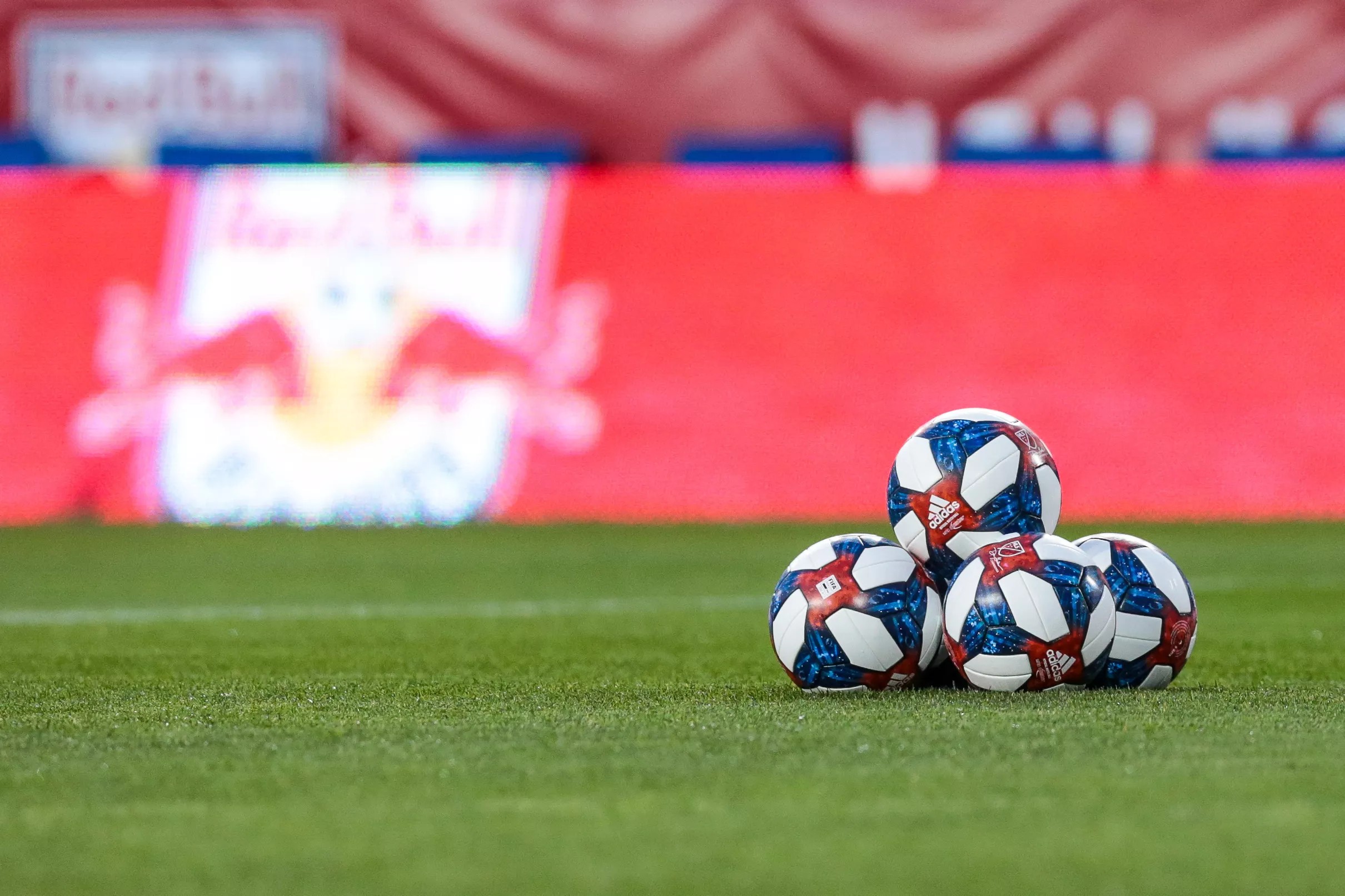 Red Bulls return to full team training after three months