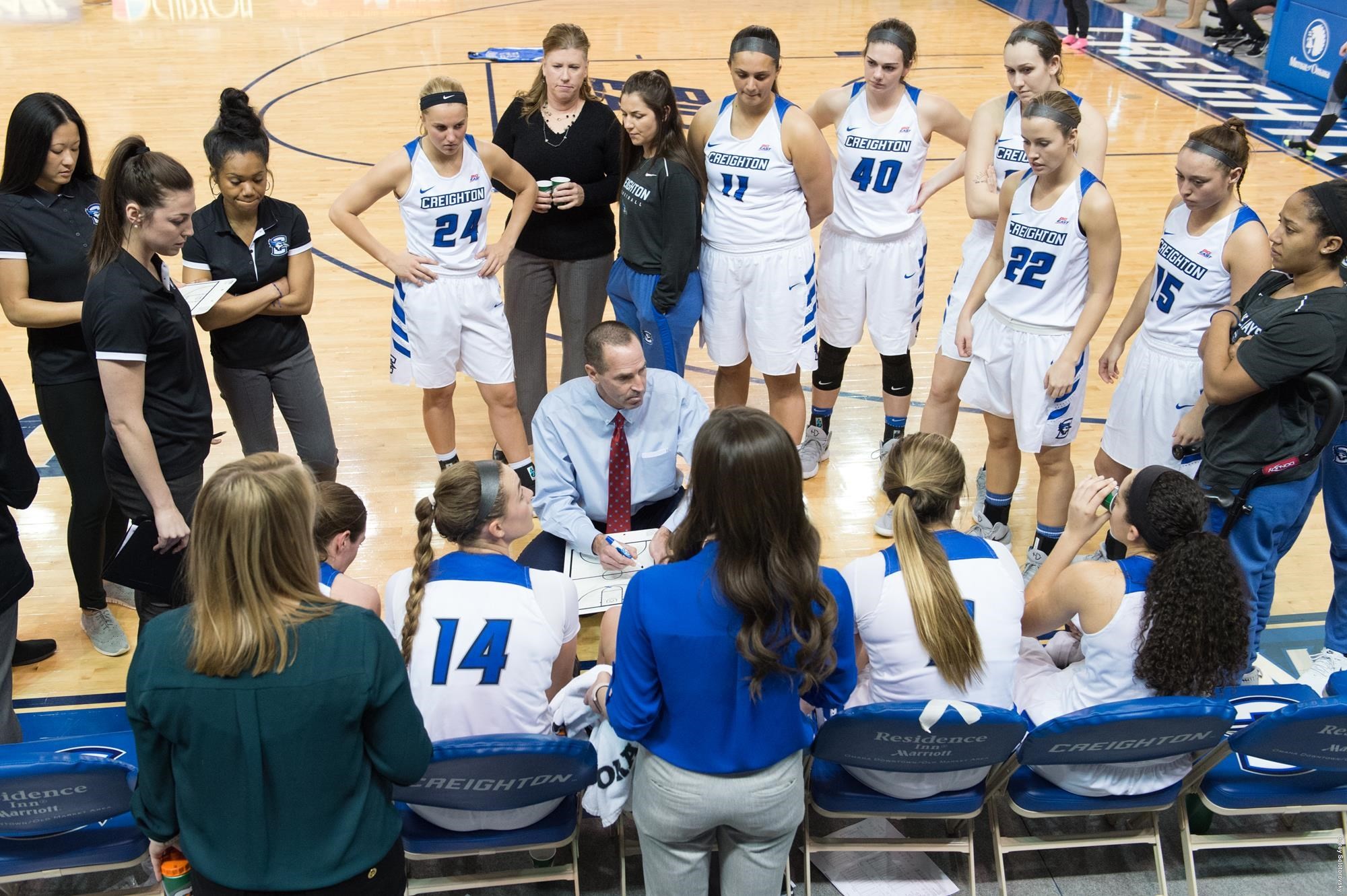 Women's Basketball Faces Xavier in Annual Pink Game on Friday