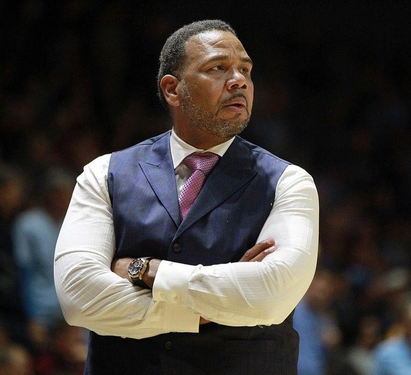 Ed Cooley will stay at Providence, with contract extension