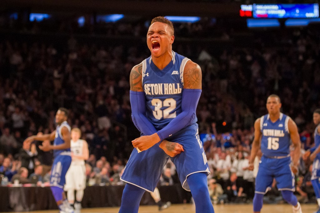 Derrick Gordon tweets he will enter NBA Draft