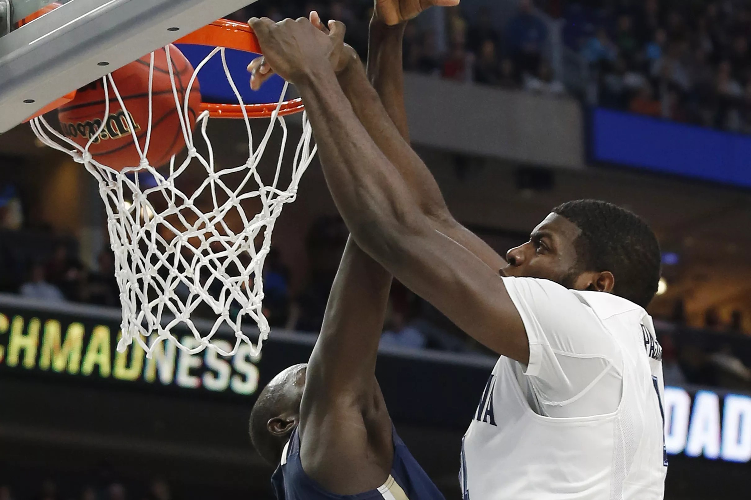 Villanova Basketball: What is Eric Paschall’s best position?