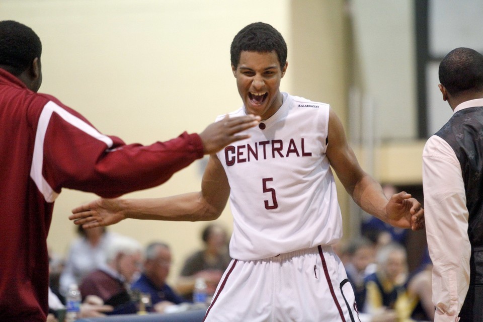See 14 Kalamazoo-area athletes who played in the NCAA basketball tournament