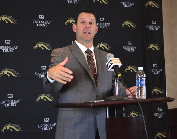 No captains, no problem for WMU football coach Tim Lester