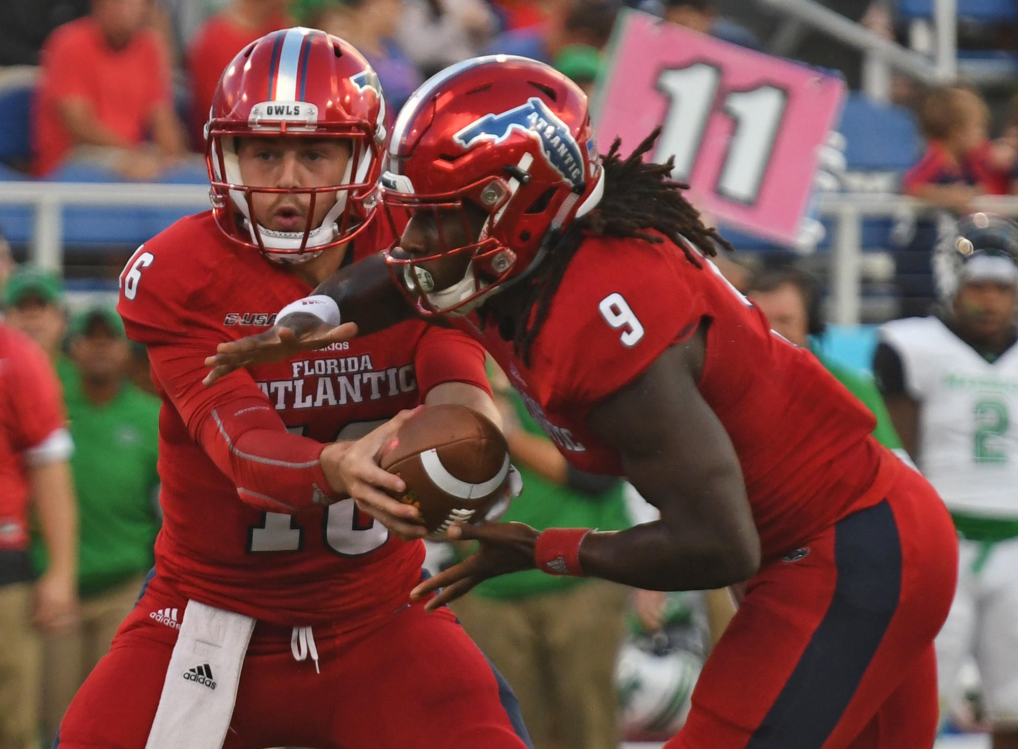 Former FAU running back Gregory Howell Jr., and kicker Greg Joseph sign ...