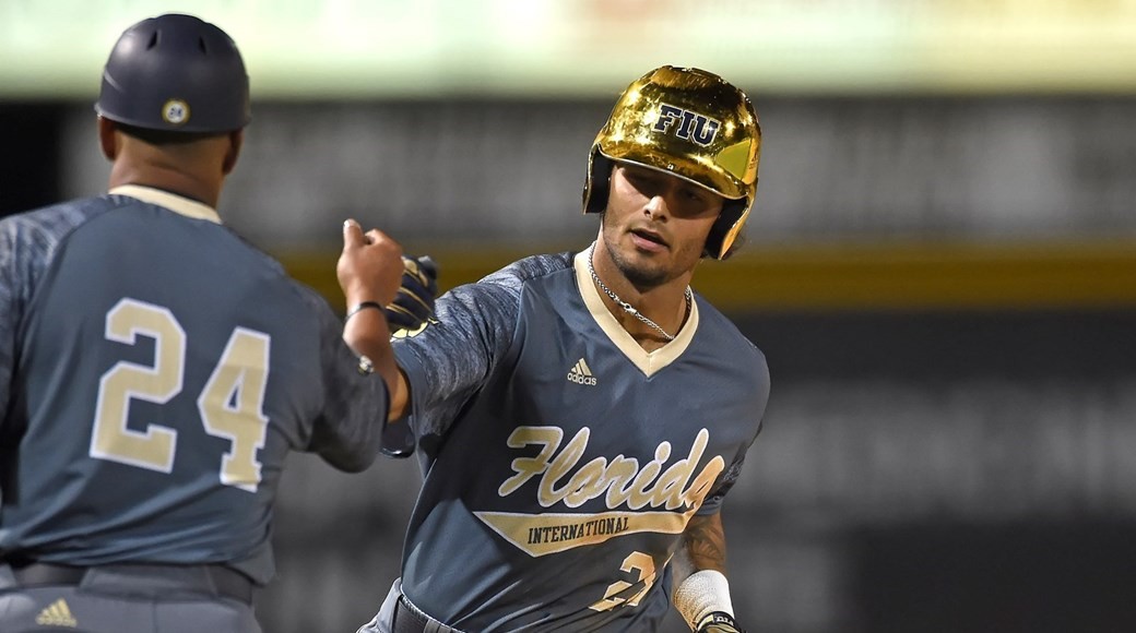 Eddie Silva named Collegiate Baseball National Player of the Week