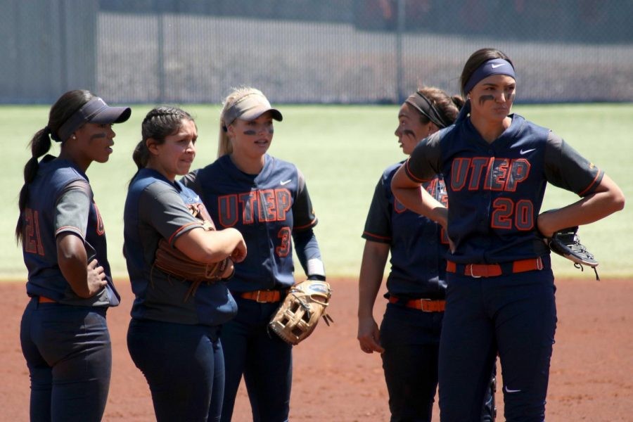 Softball uses momentum down final stretch