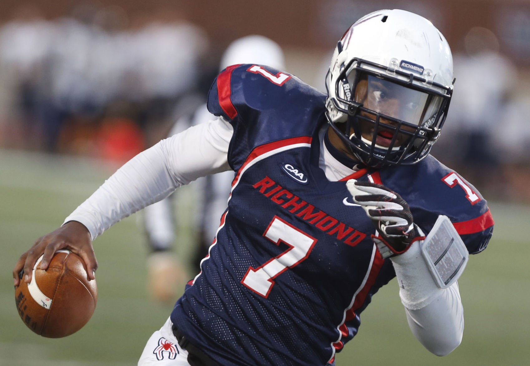 Spiders may look a bit different on offense, a bit more seasoned on defense