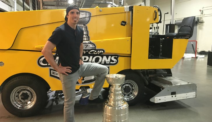 The Captain Morgan Pose Is The New Heisman Pose