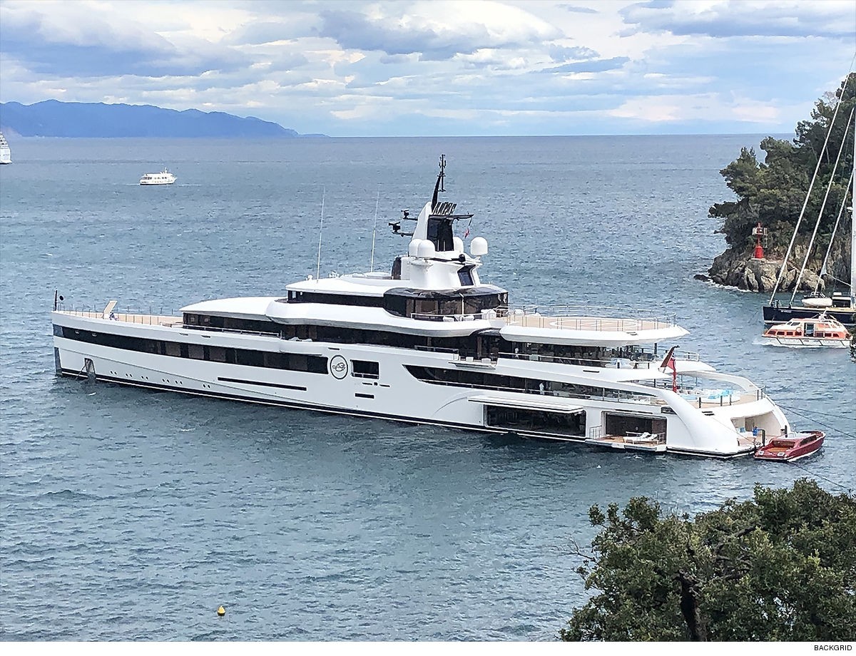 Redskins Owner Dan Snyder Ponders Life On $180 Mil Superyacht