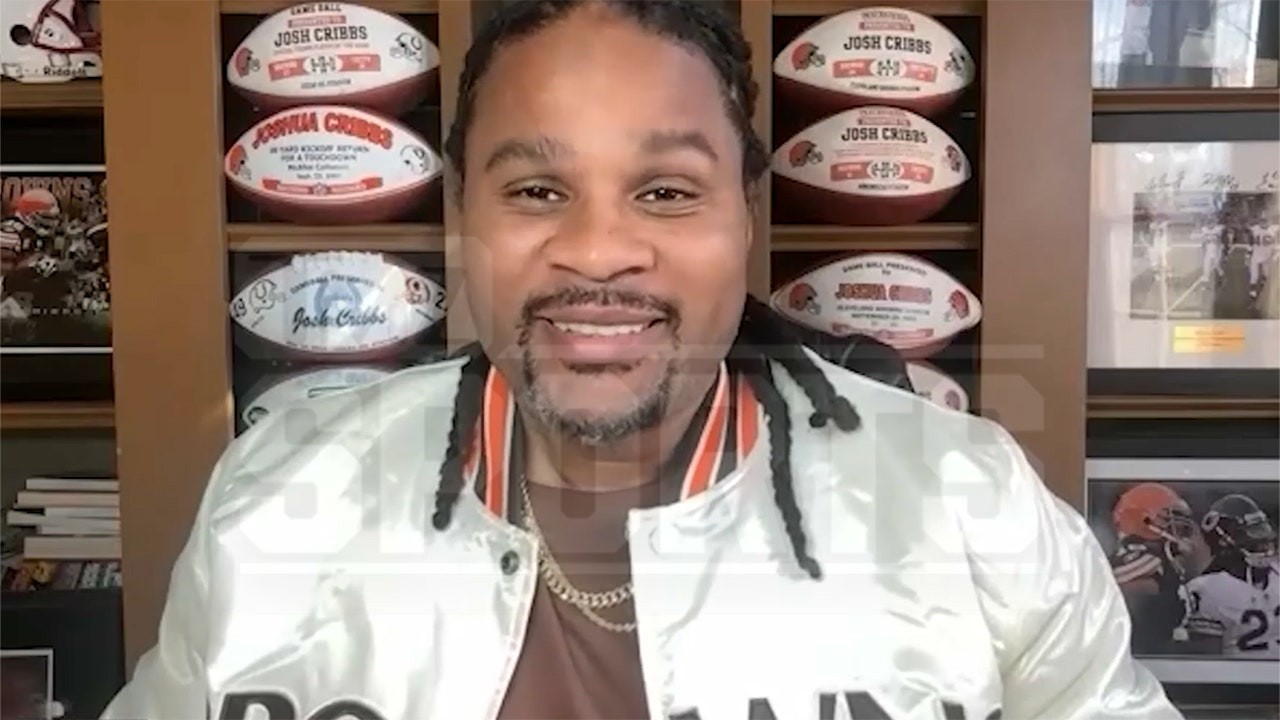 Josh Cribbs Not Confident In Dorian Thompson-Robinson Yet, Gotta Prove ...