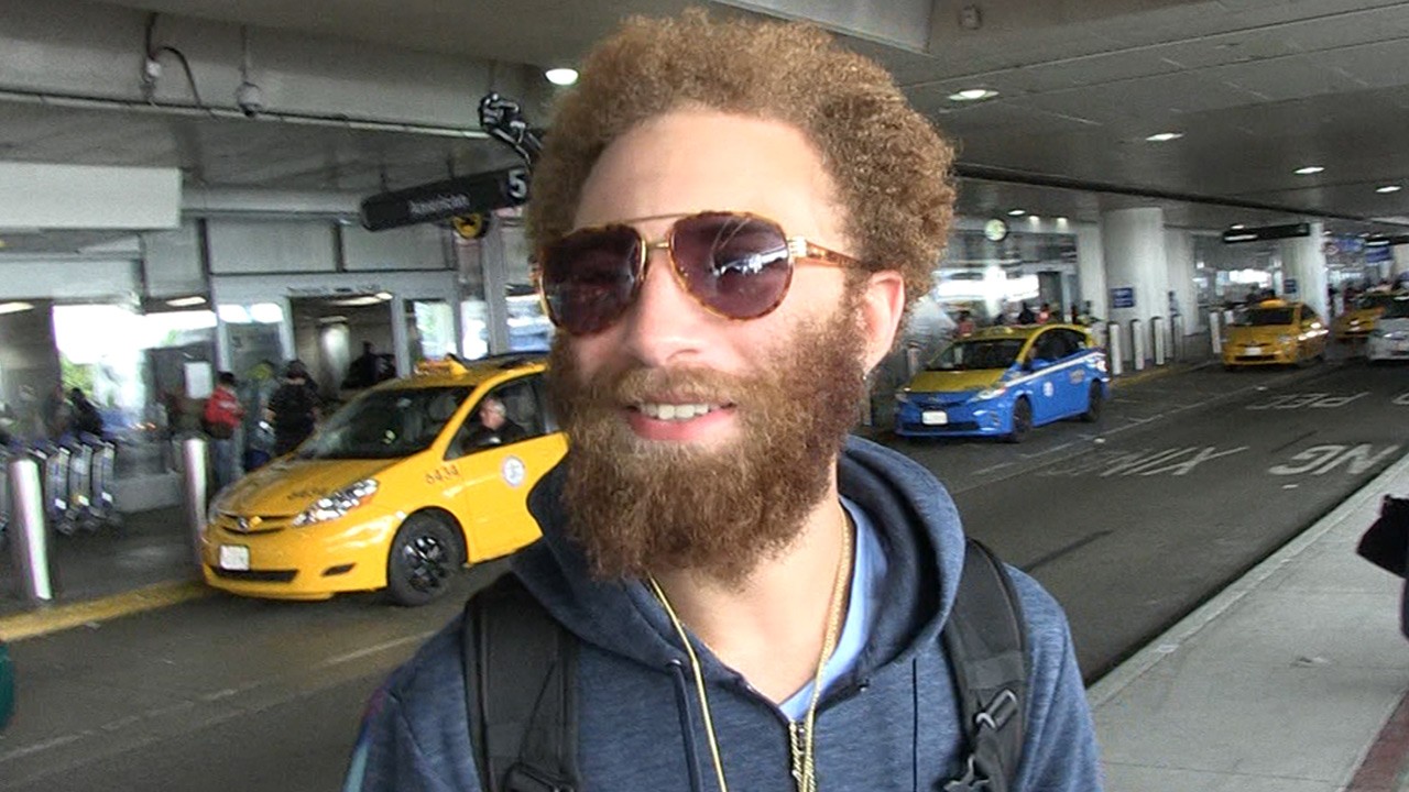 UFC's Luis Peña Says He's Negotiating New Fight Contract, 'More Money!'