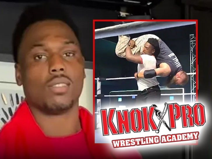 Drake's Newest Bling Is Custom 'Crown Jewel of Toronto' Chain