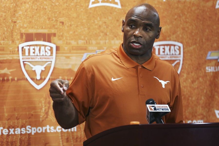 Former Longhorn Anthony Johnson returns to Texas as running backs coach