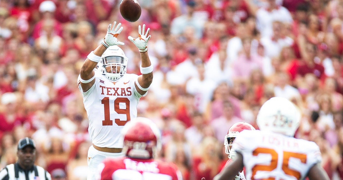 Texas S Brandon Jones out for second half vs. Kansas with head injury