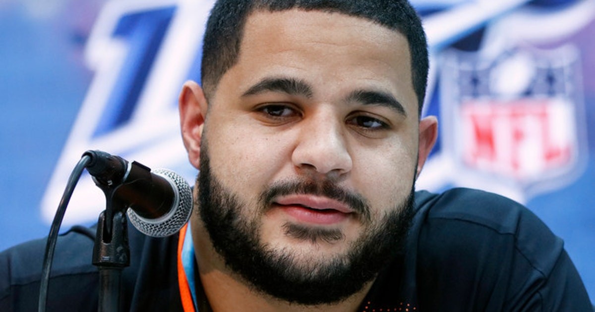 Texas A&M center Erik McCoy selected No. 48 overall in Round 2 of NFL ...