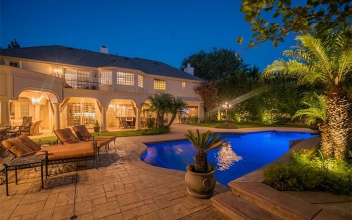 Photos: Former A’s star Coco Crisp buys Los Angeles mansion