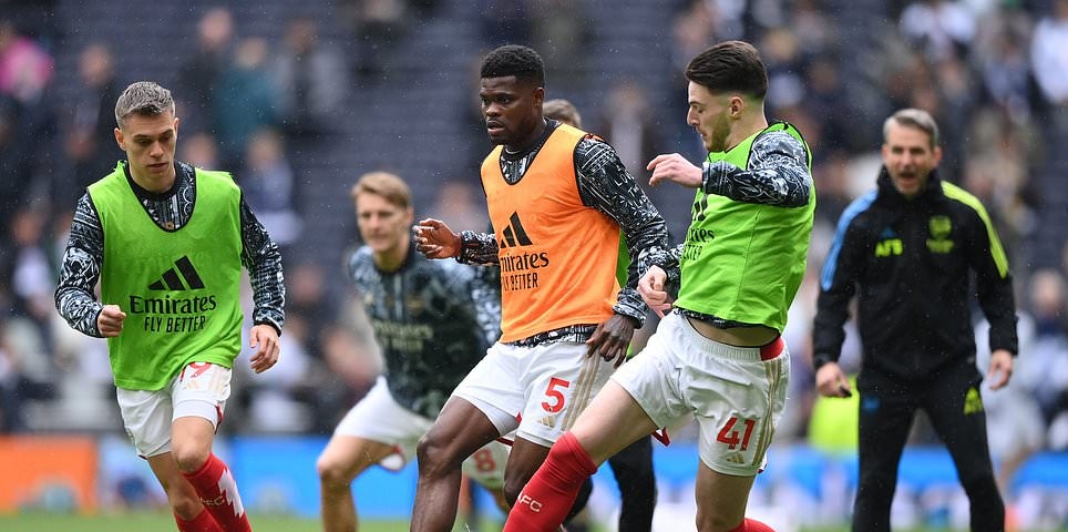 Tottenham 0-0 Arsenal - Premier League: Live score and updates as Mikel ...