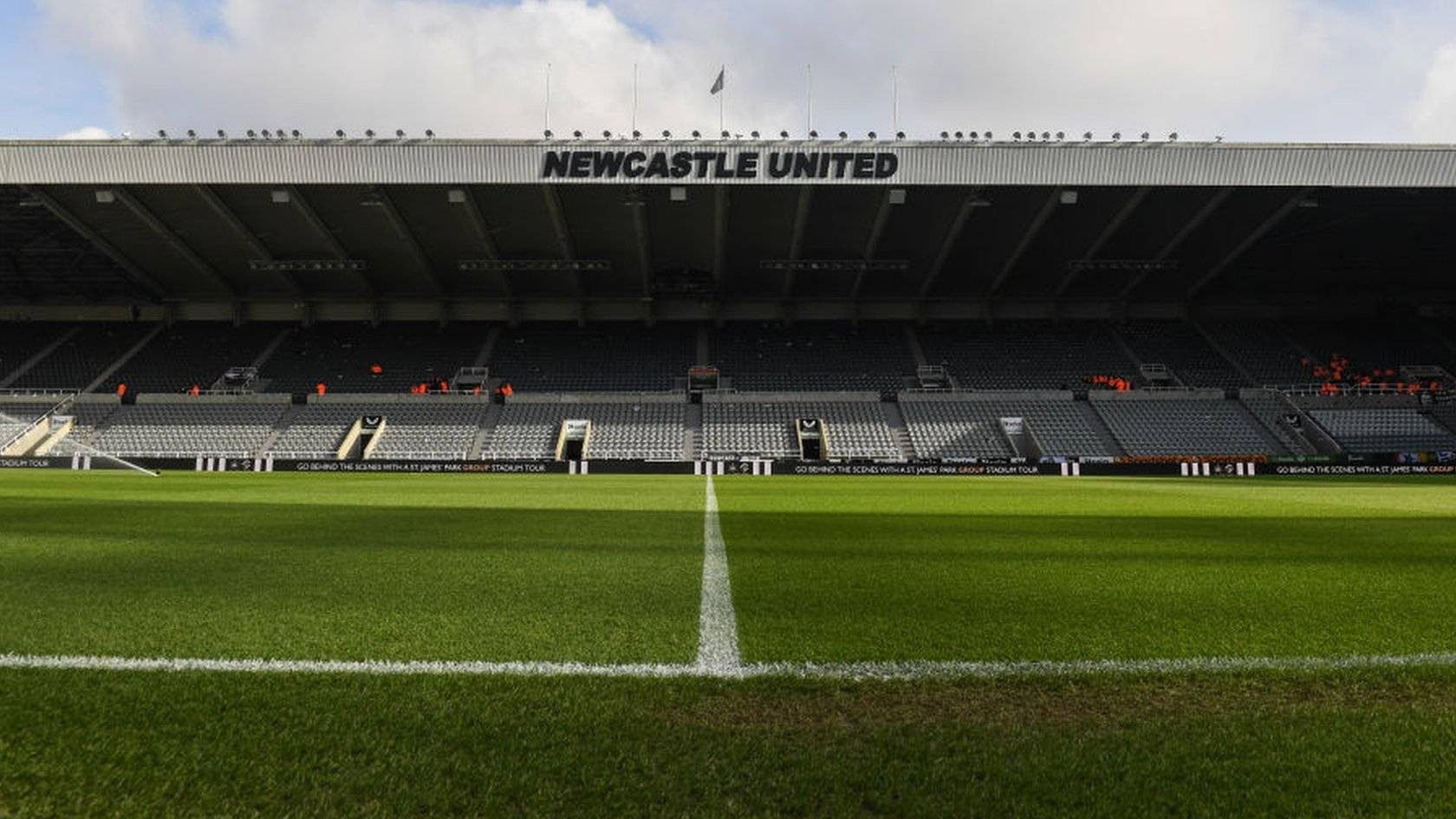 Premier League: Build-up & team news as Newcastle host West Ham