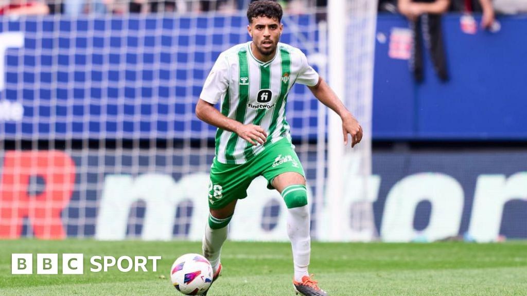 Chadi Riad set for Crystal Palace medical before £12m move