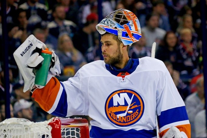 Thomas Greiss Stands Tall for New York Islanders in 3-1 Win Over Sharks ...