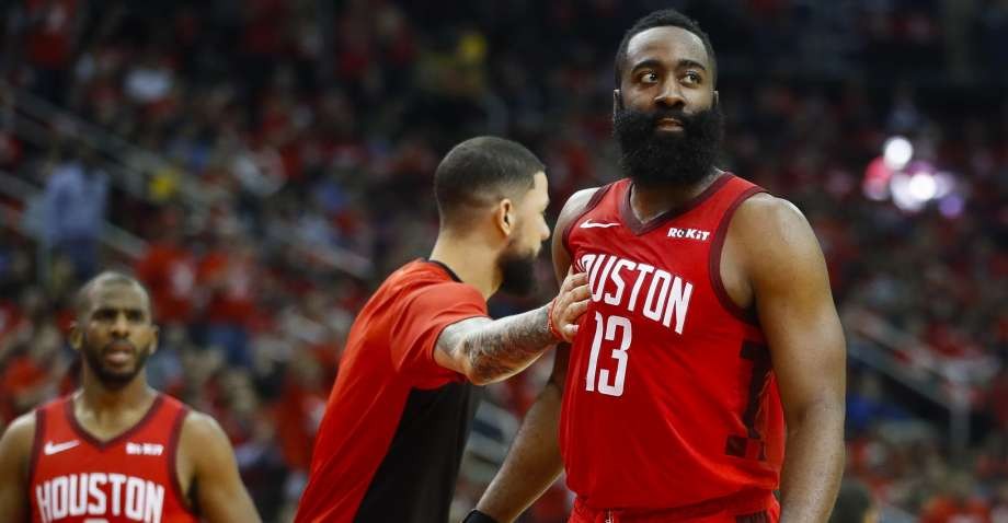 Behind-the-scenes look at Rockets media day