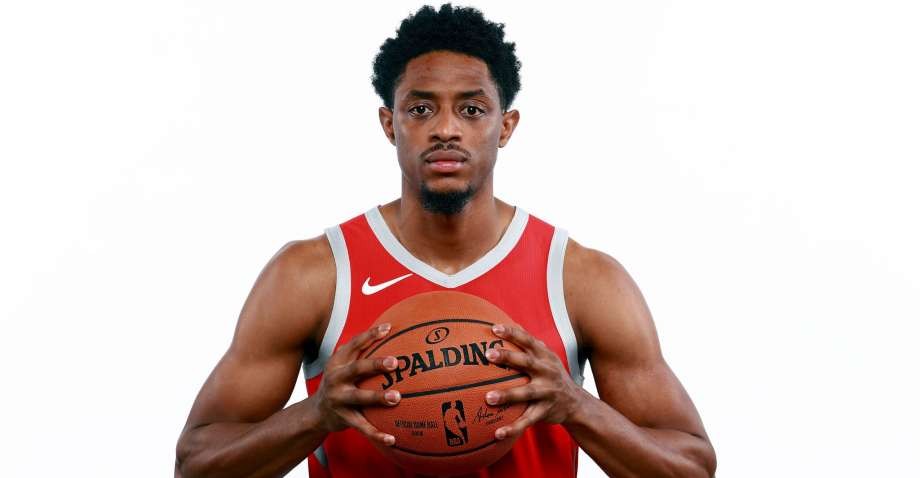 Brandon Knight makes Rockets debut