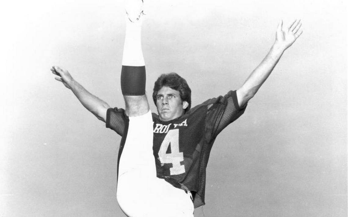 Max Runager mastered the art of punting, left legacy beyond football