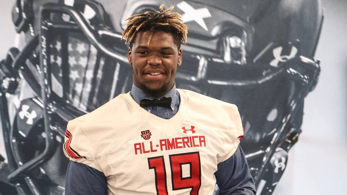 Zacch Pickens will run the ball Saturday at Williams-Brice. He could do ...