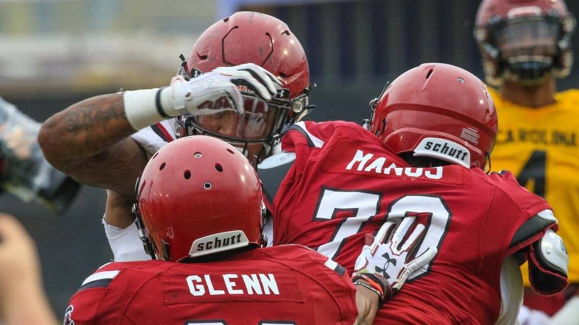 Gamecocks practice report: Young players show toughness; a change for ...