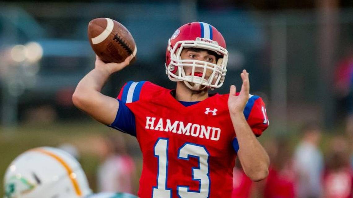 Record-setting hometown QB to join Gamecocks