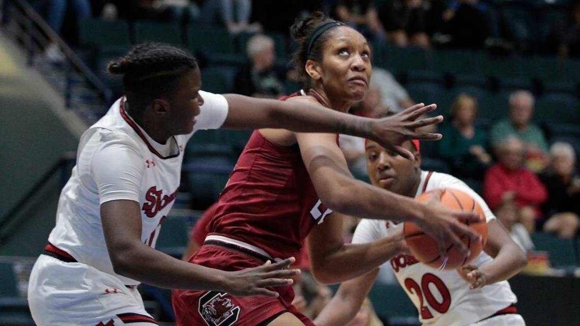 Alexis Jennings doubles her career high in points to lead USC over St ...