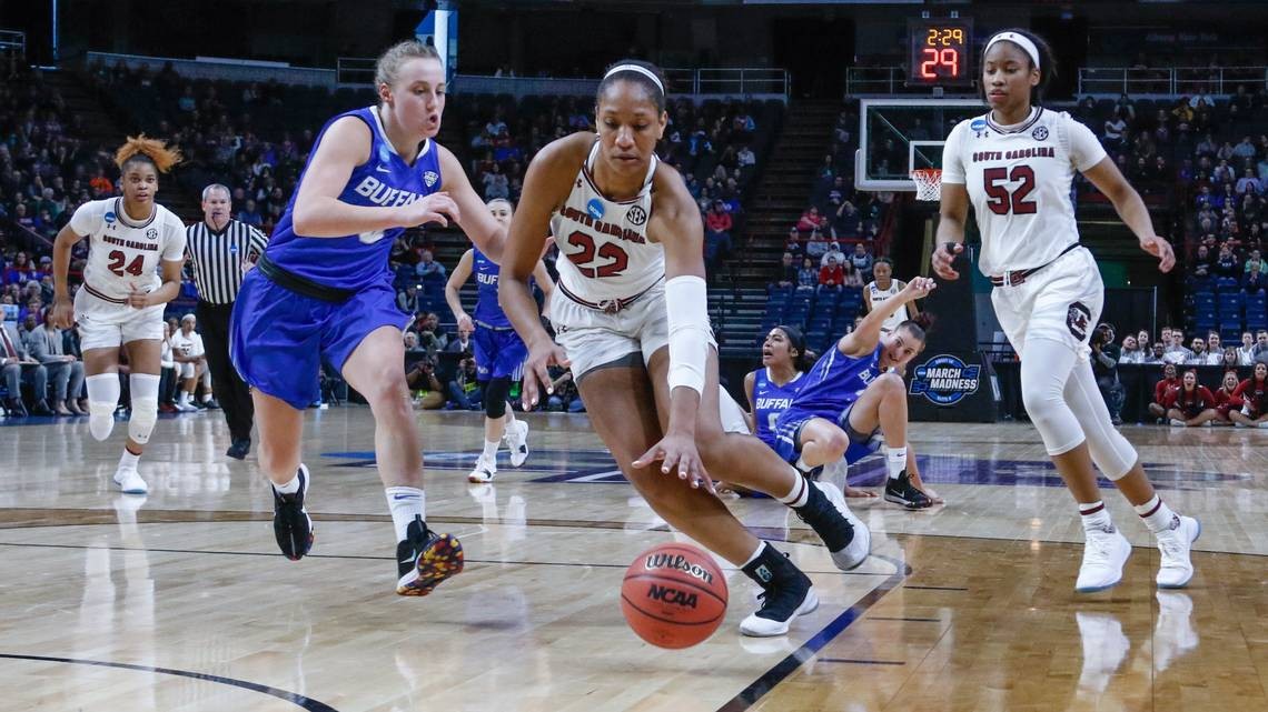 South Carolina battles past feisty Buffalo to advance to Elite Eight ...