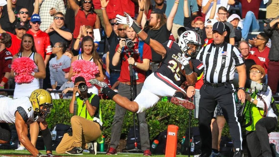 5 things we learned from South Carolina’s sixth win of season