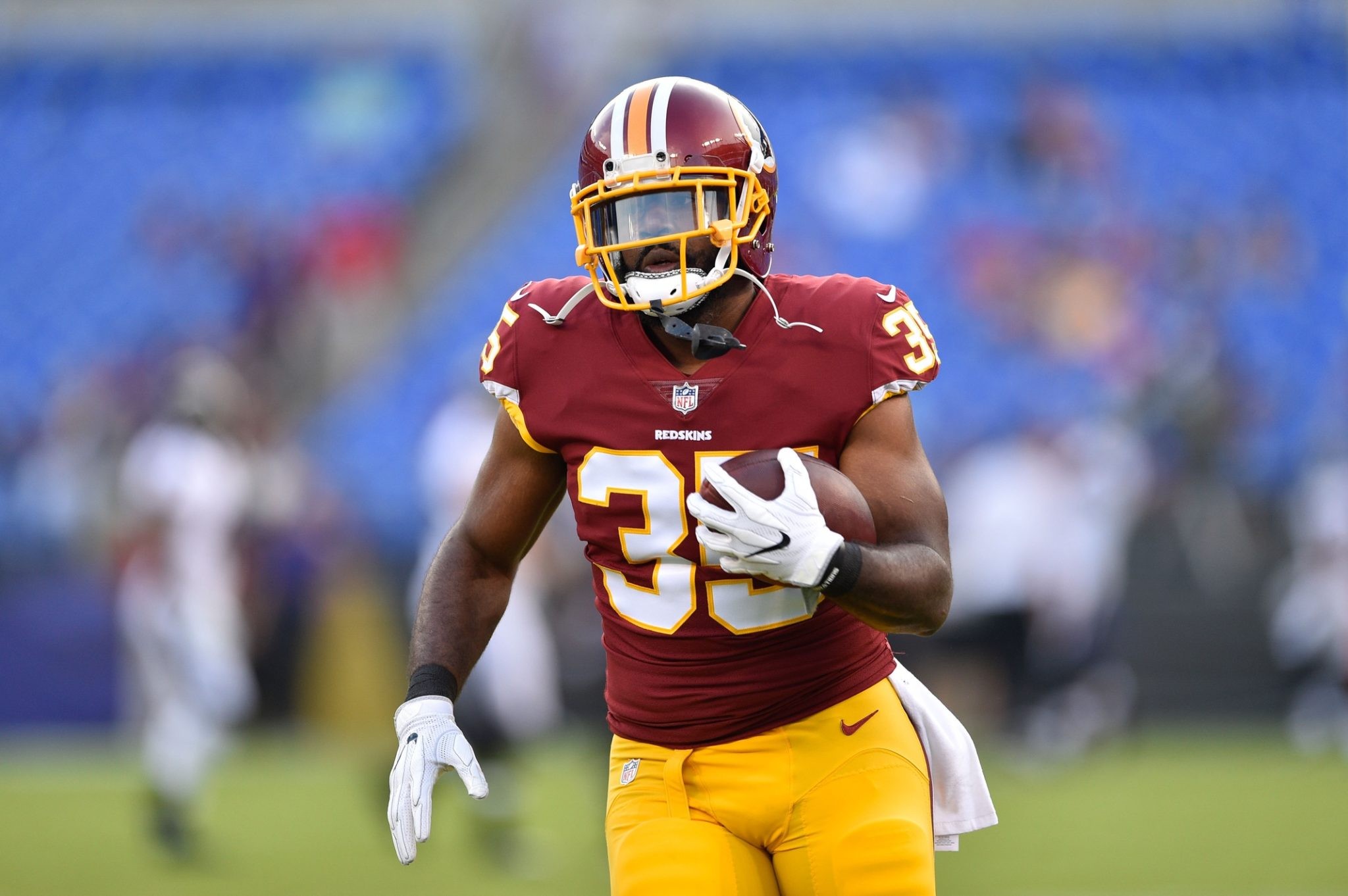 Redskins Waive RB Kenny Hillard