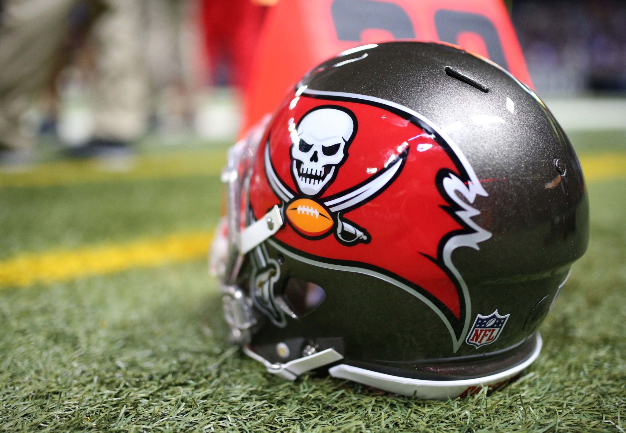 Buccaneers Sign DE Larry Webster To Practice Squad, Release FB Austin ...