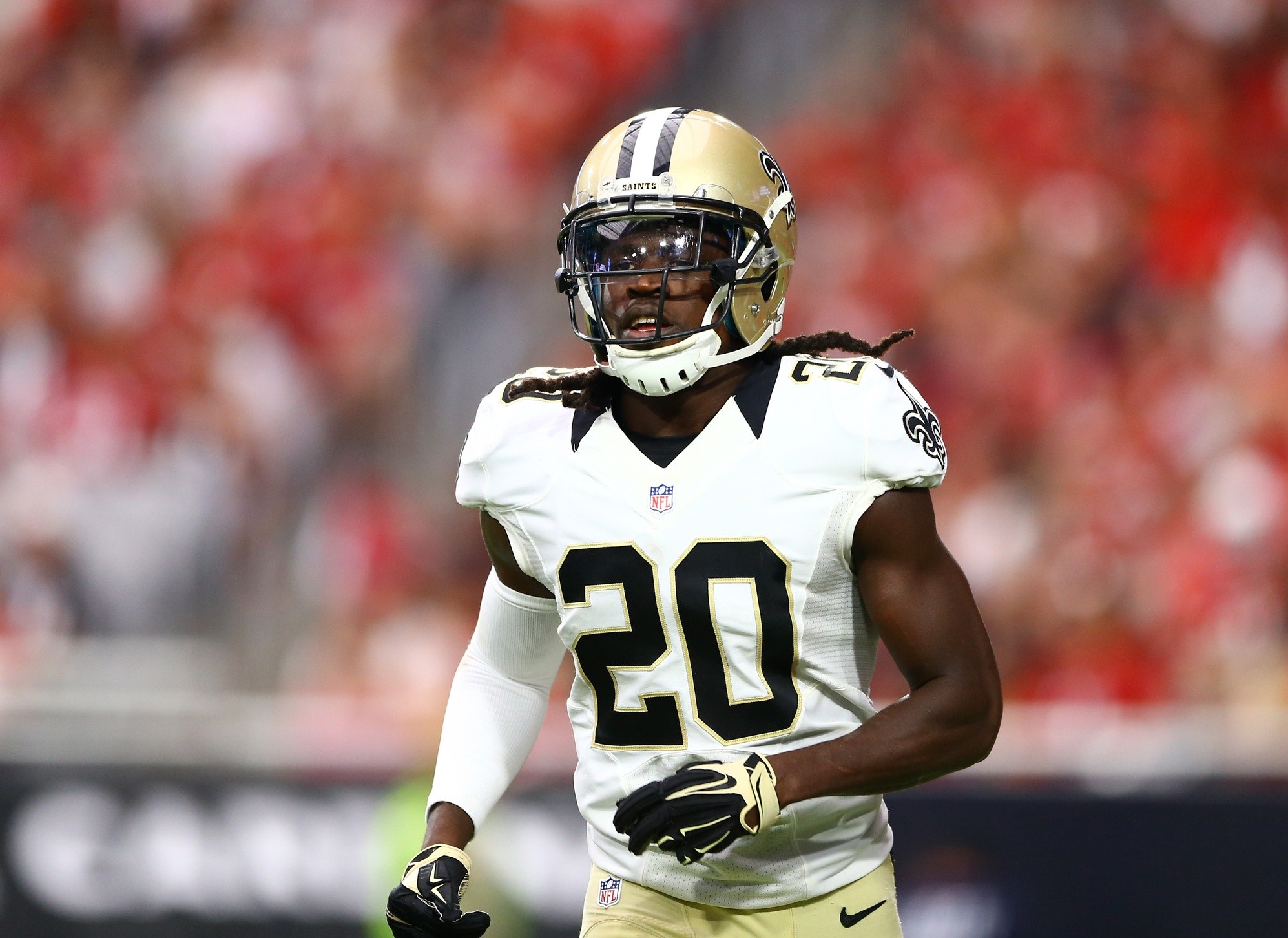 Cardinals Release CB Brian Dixon