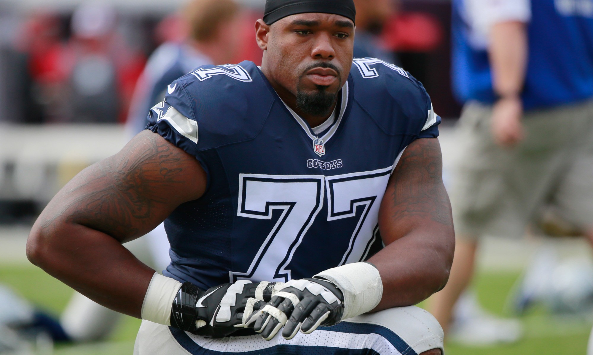 Cowboys All-Pro Tyron Smith to be game-time decision vs. Saints