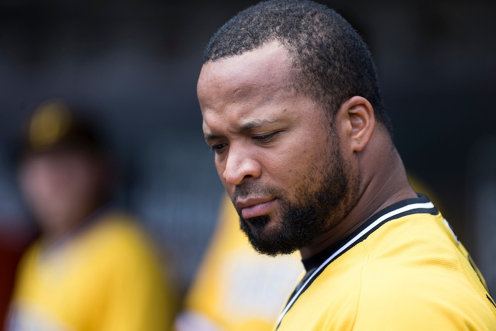 Report: Liriano signs with Phillies